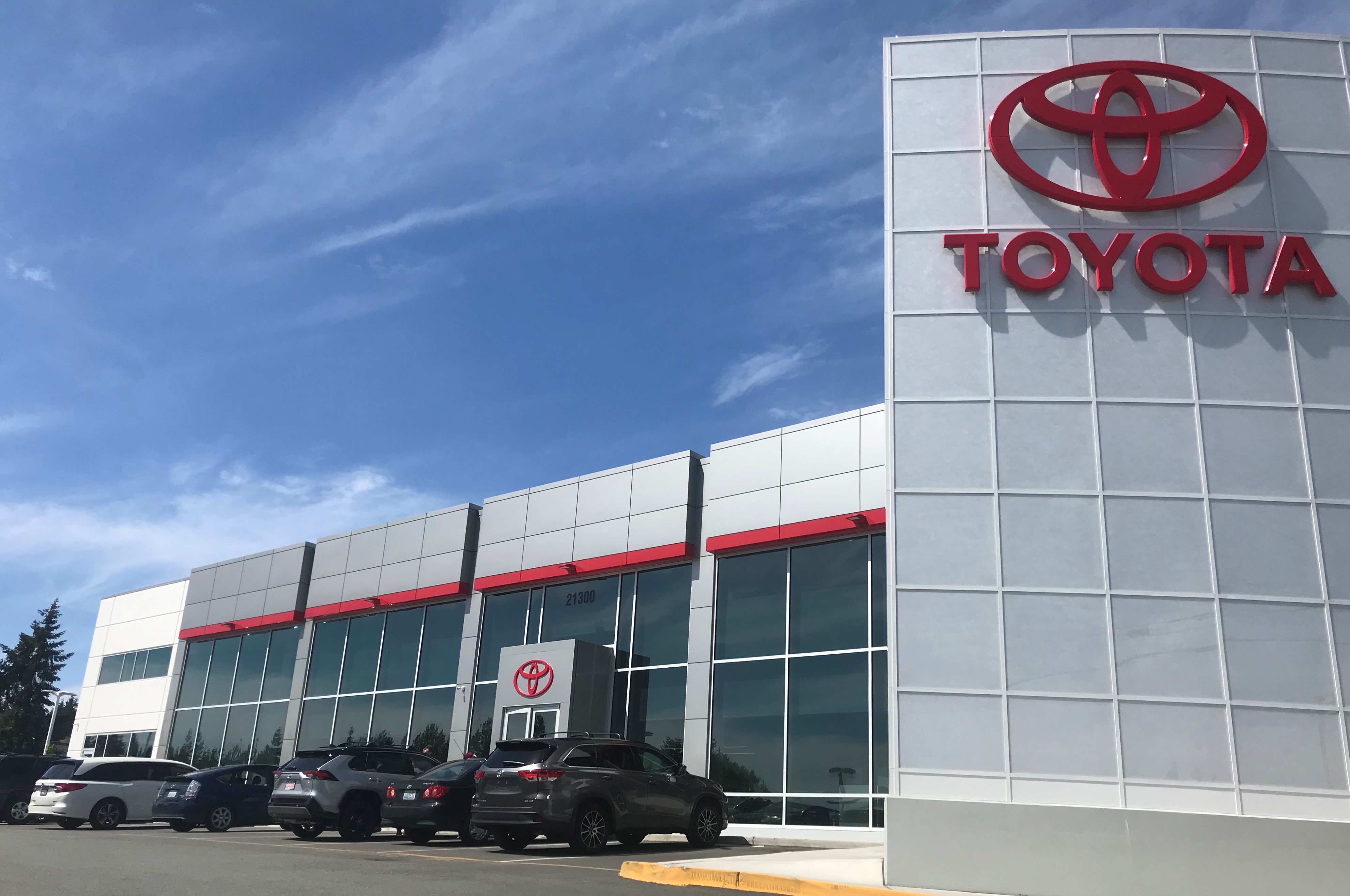 Magic Toyota 21300 Highway 99 Edmonds Wa 98026
